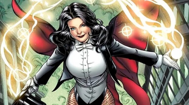 Top 15 Sexiest Batman Female Characters | Ricky Spears